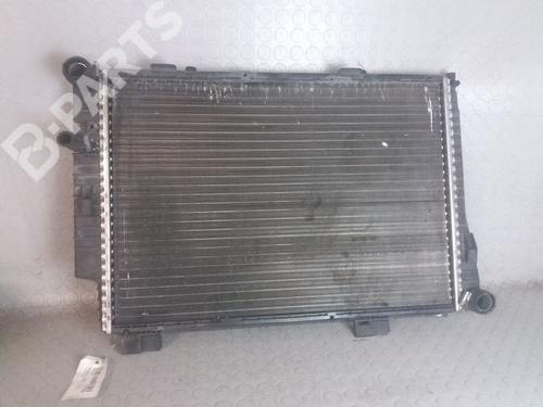 Radiateur à eau MERCEDES-BENZ C-CLASS (W202) C 180 (202.018) 9013263 ...