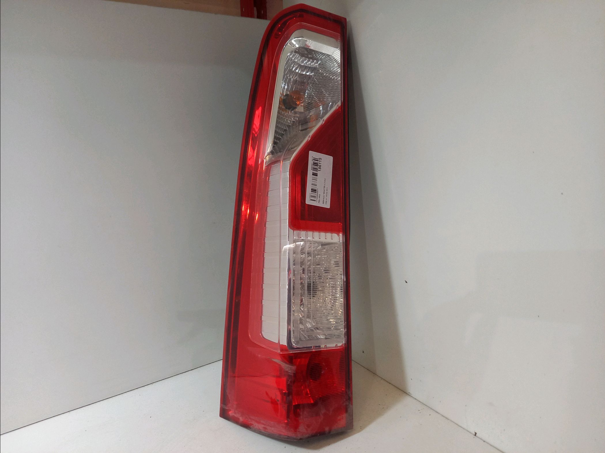 Left taillight RENAULT MASTER III Van (FV) 2.3 dCi 145 FWD (FV0E, FV0F ...