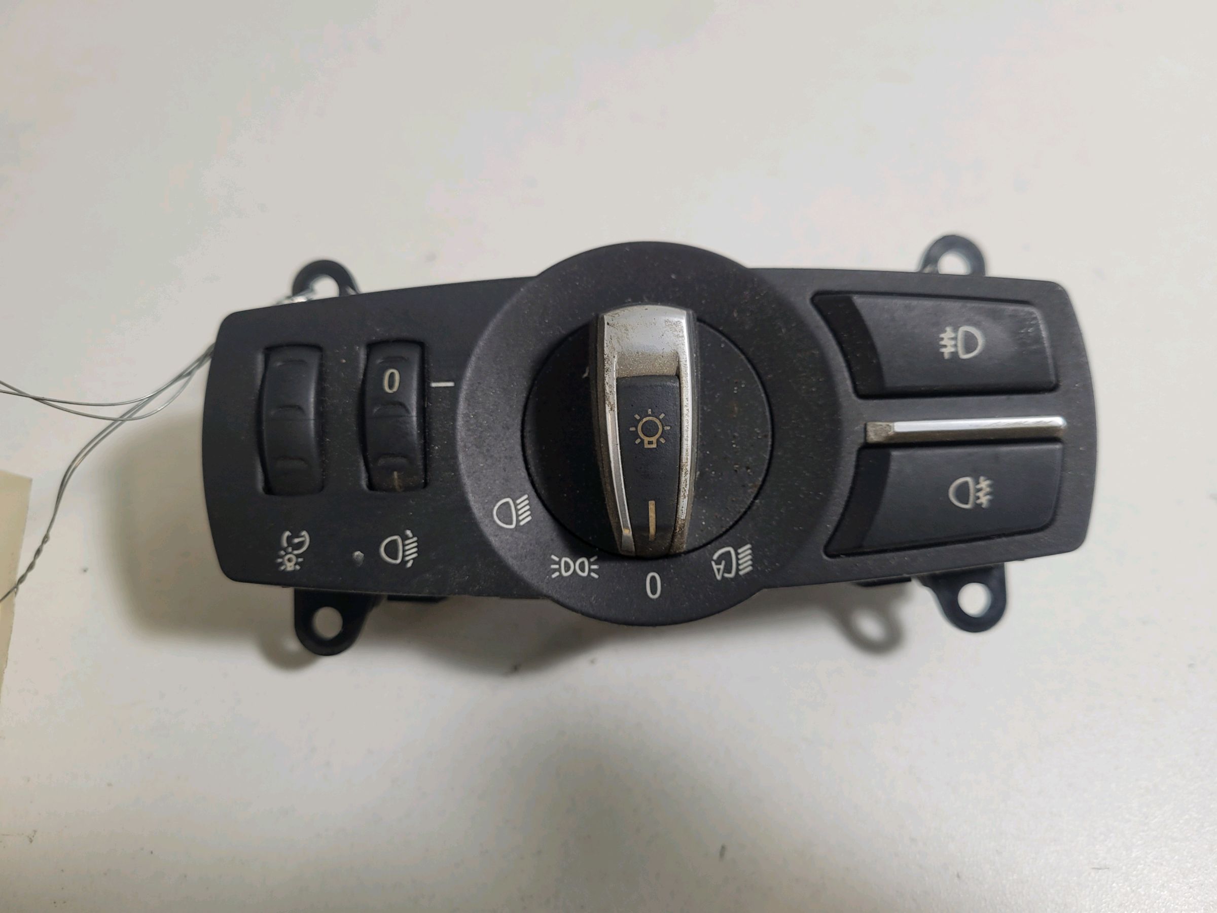 Comutador luzes BMW 5 (F10) 520 d 9032345 | B-Parts