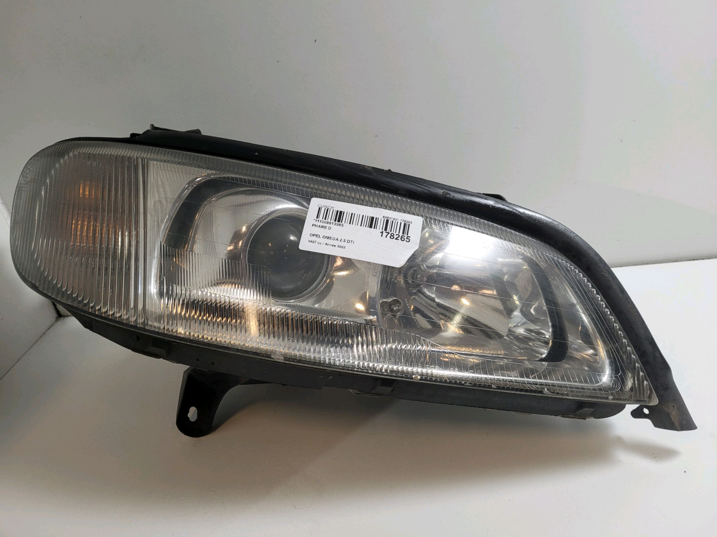 Phare droit OPEL OMEGA B (V94) 2.5 DTI (F69, M69, P69) 9027972 | B-Parts