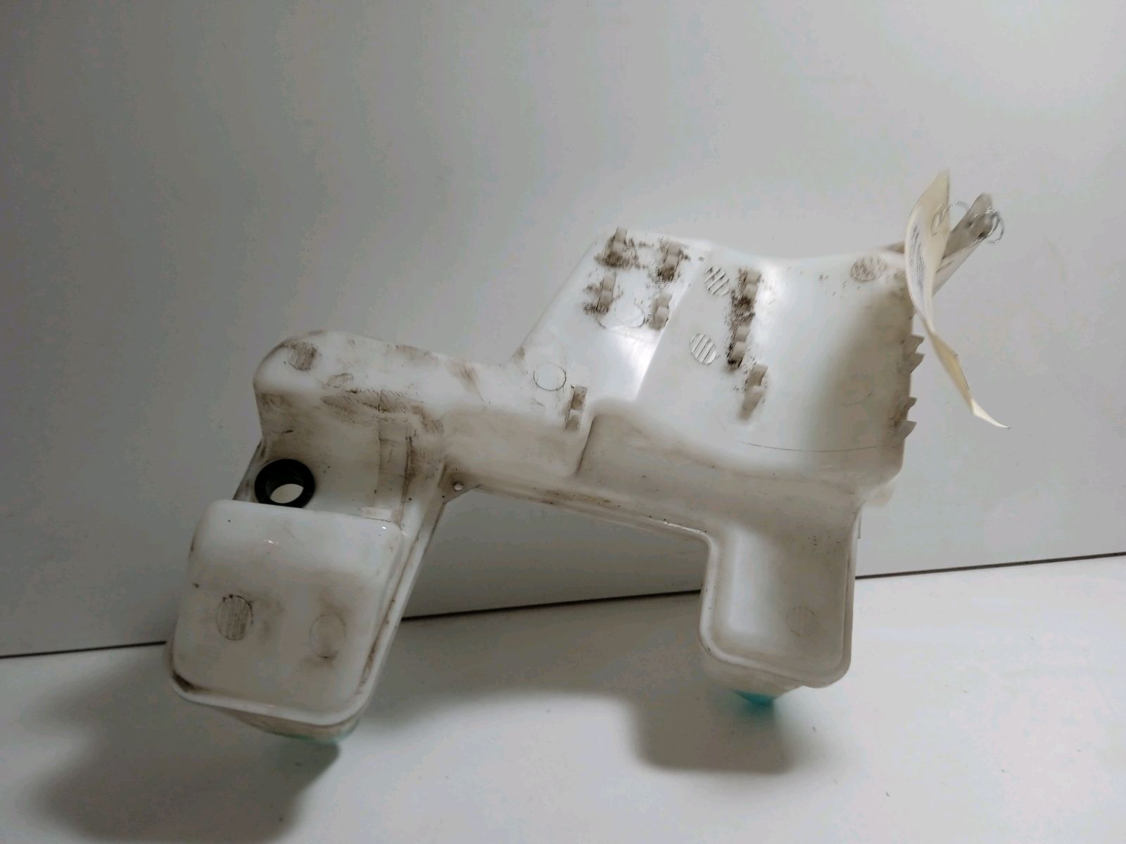 Windscreen washer tank PEUGEOT 308 SW I (4E_, 4H_) 1.6 HDi 9813020 | B ...