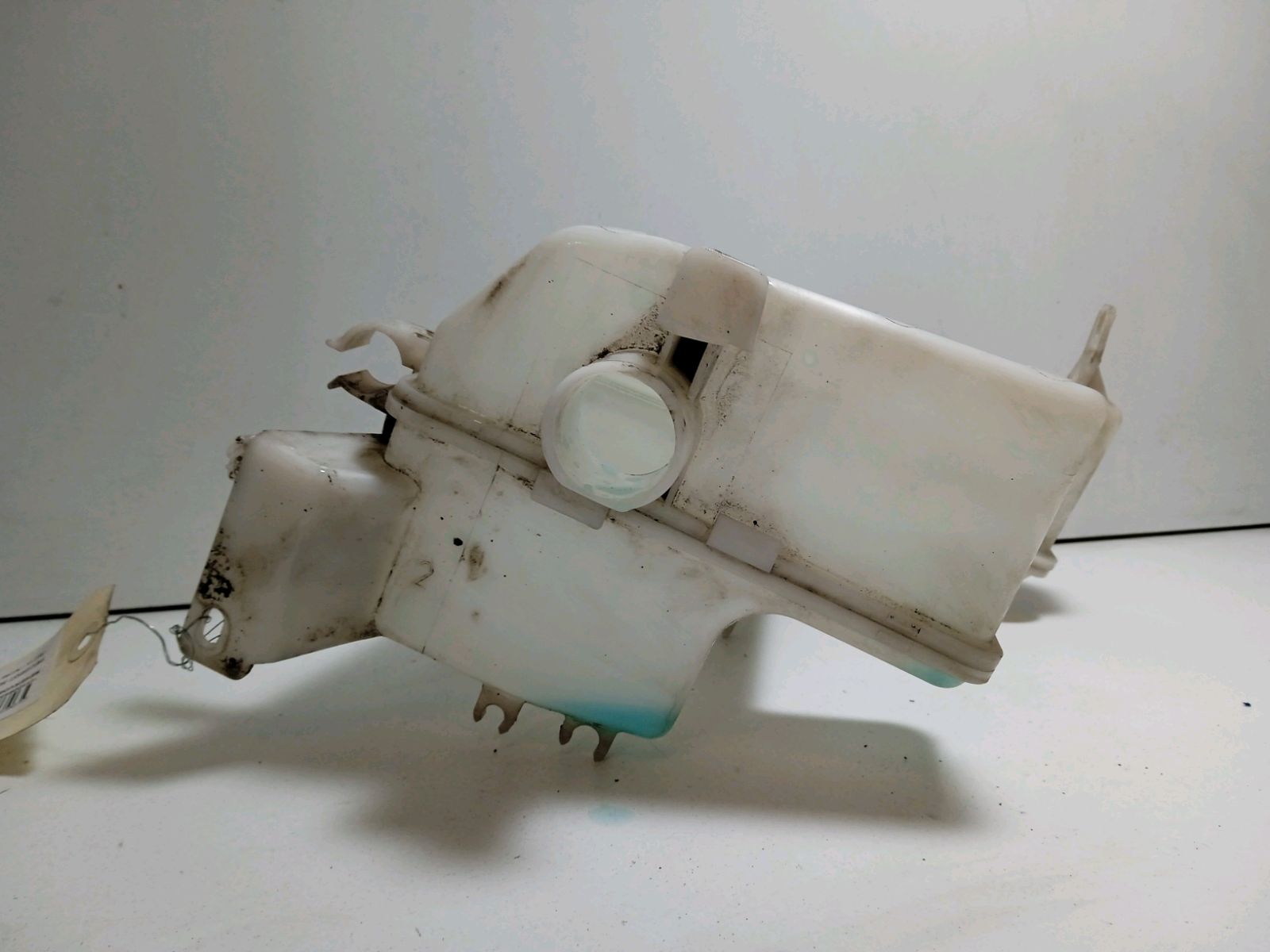 Windscreen washer tank PEUGEOT 308 SW I (4E_, 4H_) 1.6 HDi 9813020 | B ...