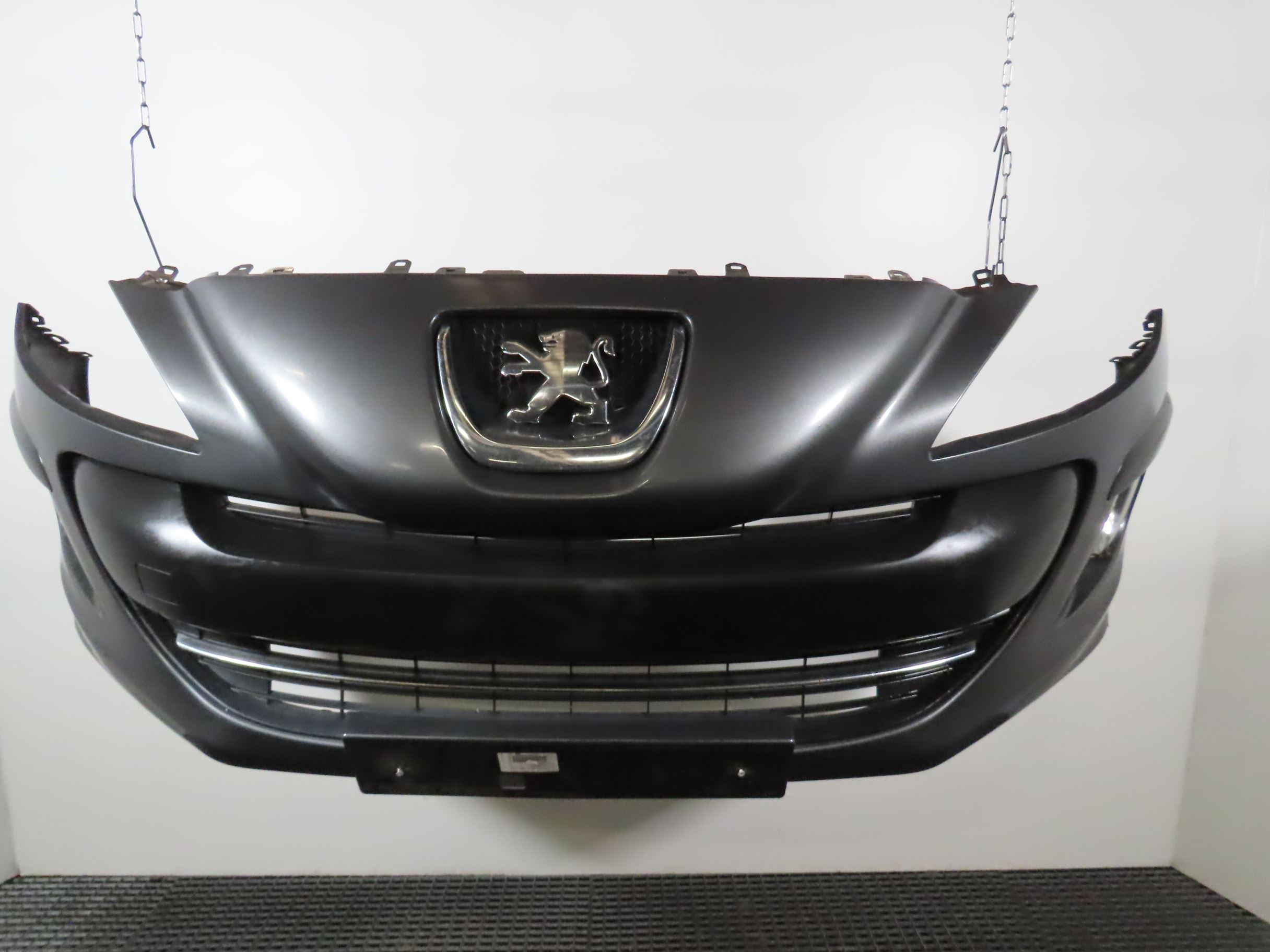 Front bumper PEUGEOT 308 I (4A_, 4C_) 1.6 HDi 16559447 | B-Parts