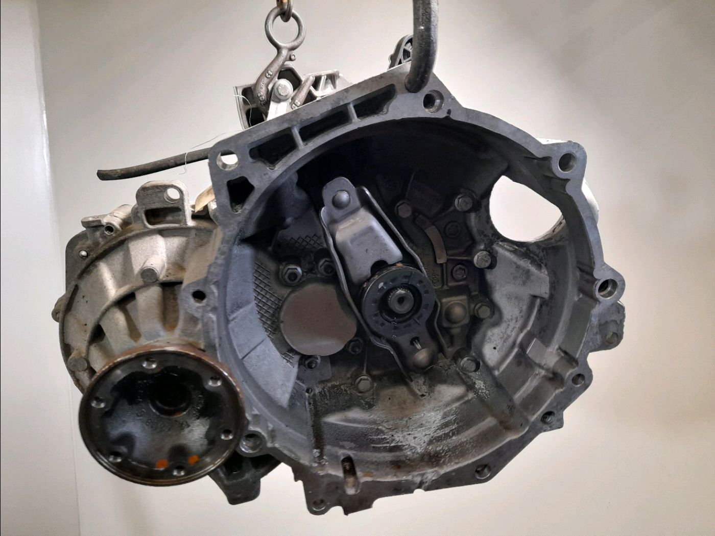 Manual gearbox VW POLO VI (AW1, BZ1, AE1) 1.6 TDI 12551708 | B-Parts