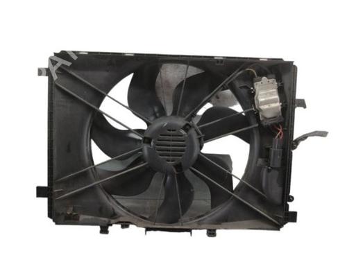 Radiator fan MERCEDES-BENZ C-CLASS (W204) 16137288 | B-Parts