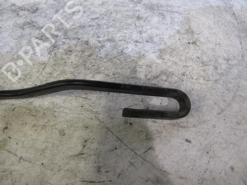 Brazo limpia delantero MERCEDES-BENZ C-CLASS (W203) C 220 CDI (203.006 ...