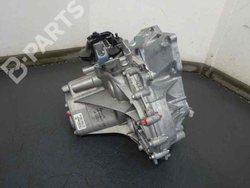 Manual gearbox FORD FOCUS III 1.0 EcoBoost 5215220 | B-Parts