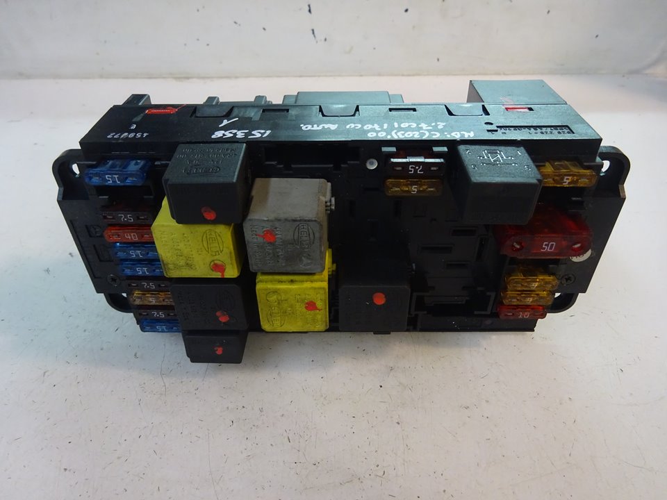 Fuse box MERCEDES-BENZ C-CLASS (W203) C 270 CDI (203.016) 11180559 | B ...