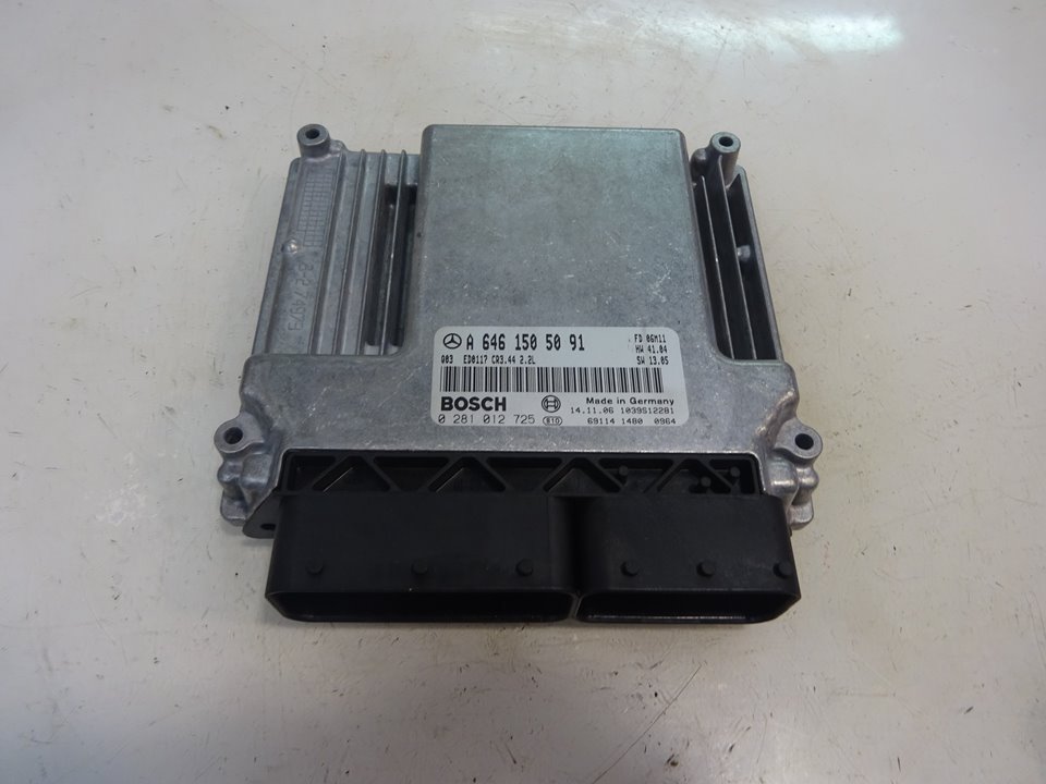 Engine control unit (ECU) MERCEDES-BENZ C-CLASS (W203) C 220 CDI (203. ...
