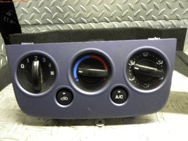 Climate control FORD FIESTA V (JH_, JD_) 1.3 972488 | B-Parts