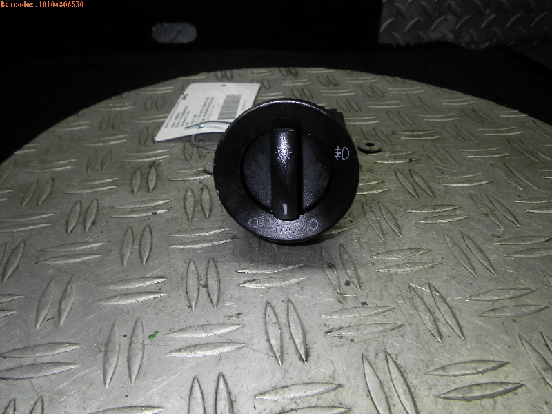 Headlight switch VW POLO IV (9N_, 9A_) 1.2 12V 1268513 | B-Parts