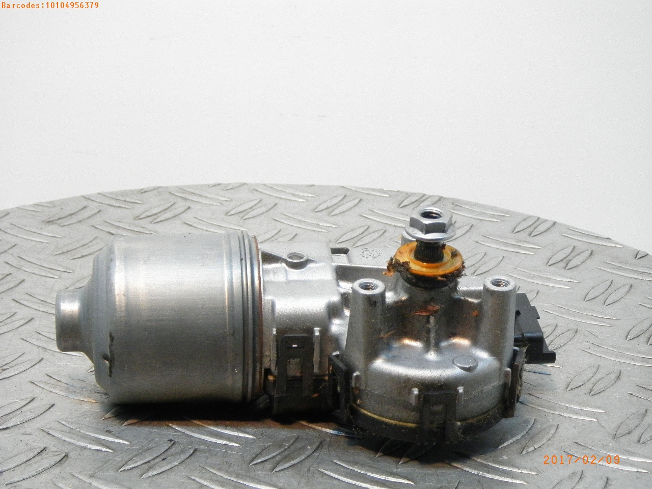 Front wiper motor DACIA SANDERO 1.6 MPI 85 948706 | B-Parts