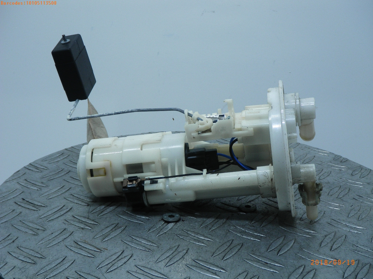 Fuel pump DAIHATSU SIRION (M3_) 1.5 DAIHATSU: 23710B1010 | B-Parts