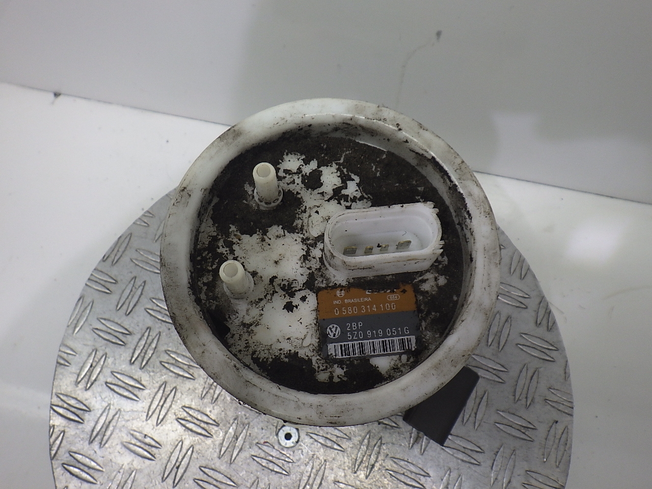 Fuel pump VW FOX Hatchback (5Z1, 5Z3, 5Z4) 1.2 3122970 | B-Parts