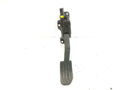 Pedal VOLVO V60 I (155, 157) D3 / D4 6769367 | B-Parts