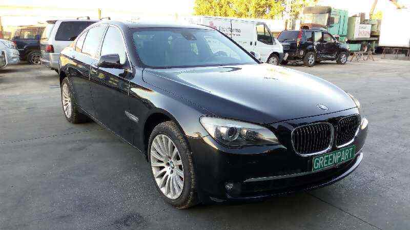 Armrest / Center console BMW 7 (F01, F02, F03, F04) ActiveHybrid 7 ...