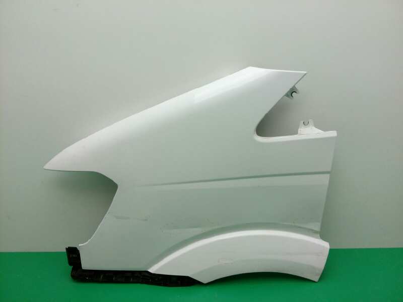 Left front fenders HYUNDAI H350 Van 2.5 CRDI 4247089 | B-Parts