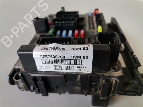 Fuse box CITROËN C8 (EA_, EB_) 2.2 HDi 9313654 | B-Parts