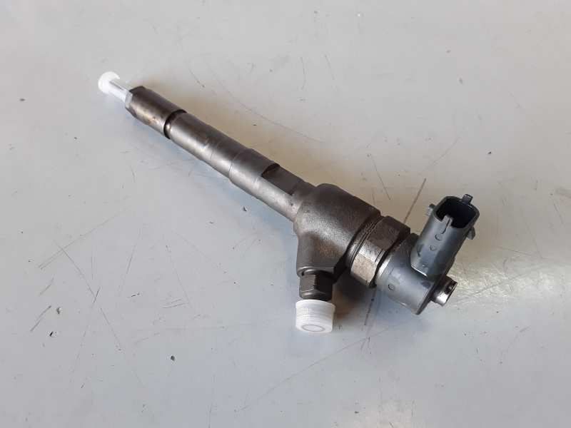 Injector SUZUKI IGNIS I (FH) 9283934 | B-Parts