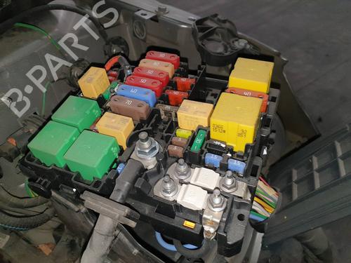 Caixa de fusíveis PEUGEOT 308 II (LB_, LP_, LW_, LH_, L3_) 1.6 BlueHDi ...