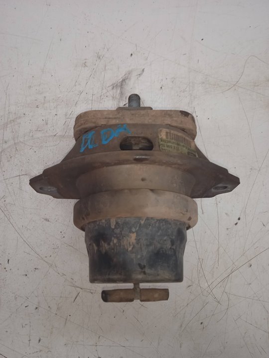 Engine mount LAND ROVER DISCOVERY IV (L319) 3.0 TD 4x4 9551335 | B-Parts