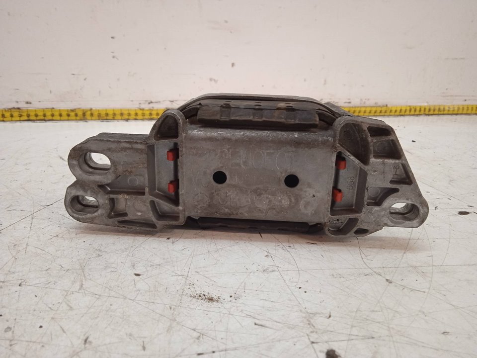 Engine mount PEUGEOT 508 I (8D_) 2.0 HDi 10038670 | B-Parts