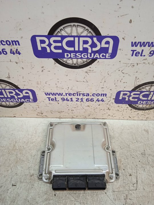 Engine control unit (ECU) RENAULT TRAFIC II Van (FL) 9472527 | B-Parts