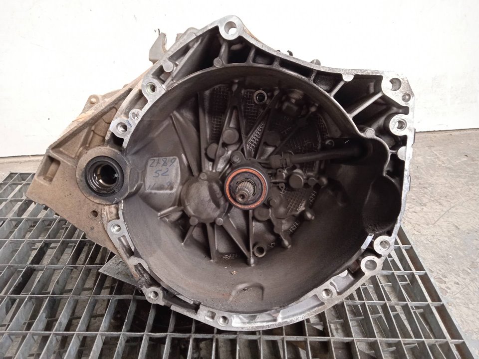 Manual gearbox NISSAN JUKE (F15) 1.6 DIG-T 10013196 | B-Parts