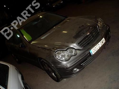 Pièces d'occasion pour MERCEDES-BENZ C-CLASS (W203)C 180 Kompressor ...