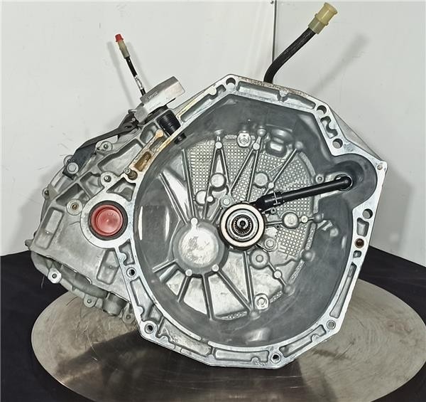 Manual gearbox DACIA DUSTER (HS_) 1.5 dCi 11087543 | B-Parts