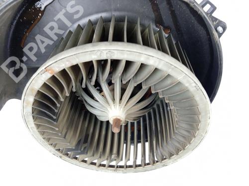 Heater blower motor SEAT IBIZA IV (6J5, 6P1) 11489586 | B-Parts