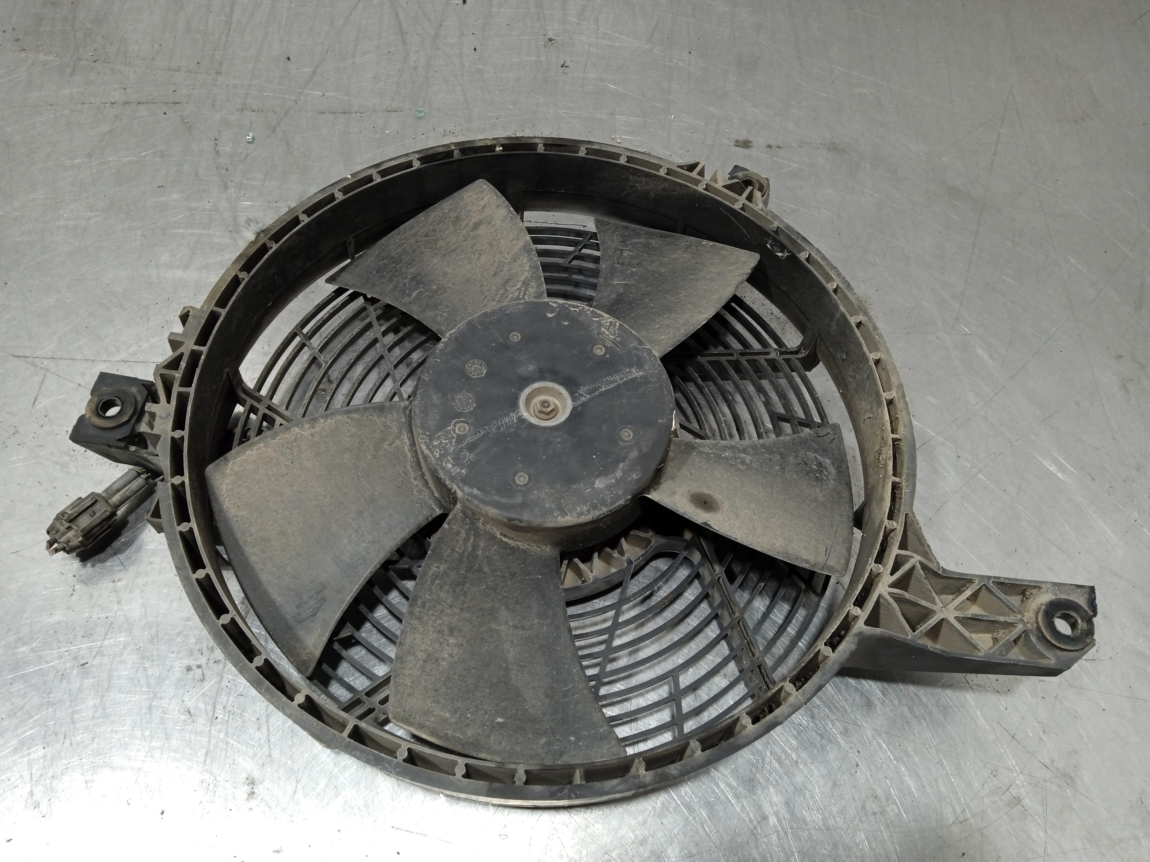 Radiator fan NISSAN PATROL GR V Wagon (Y61) 10959270 | B-Parts