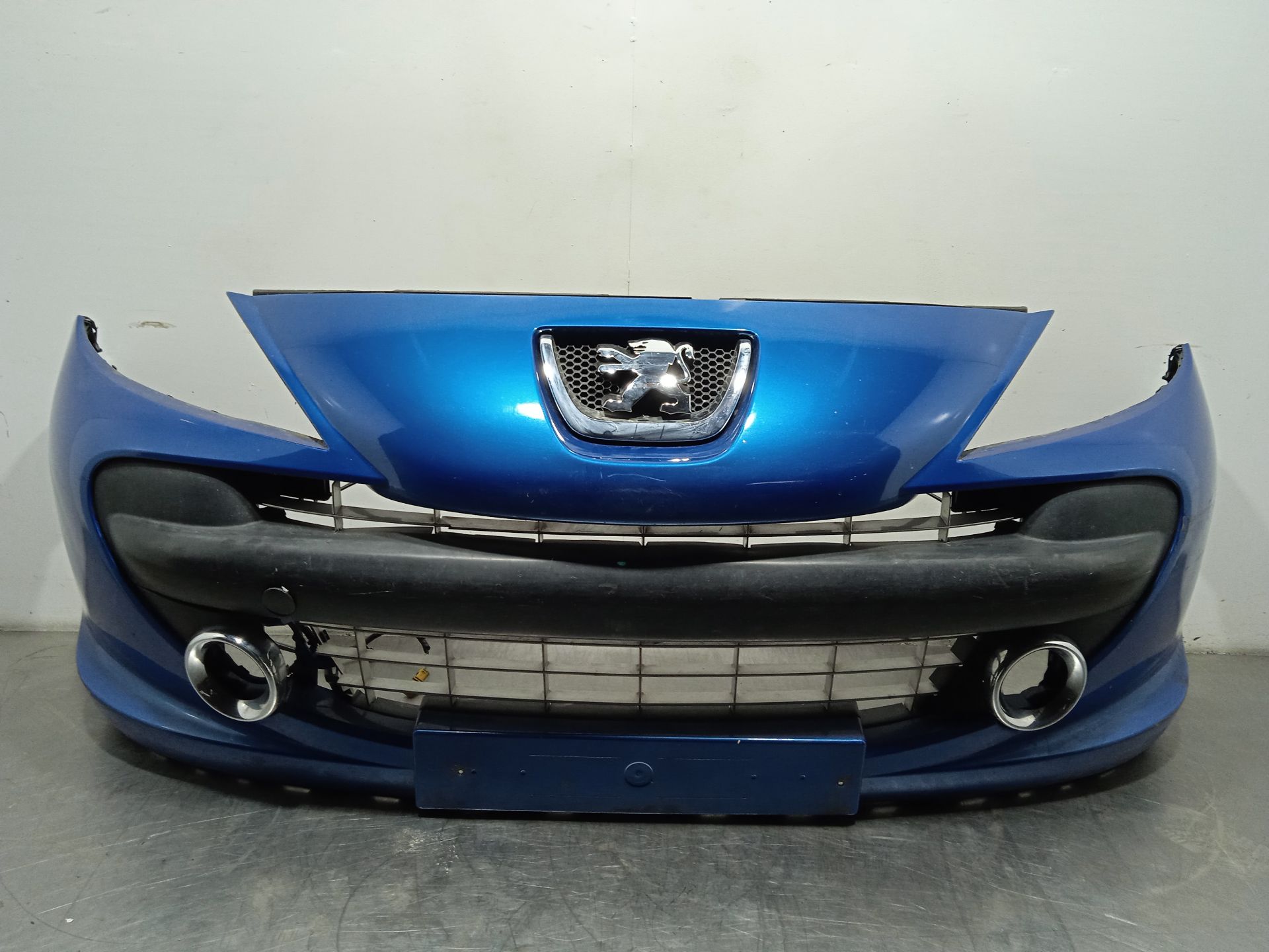 Pare-chocs avant PEUGEOT 207 (WA_, WC_) 1.6 HDi 10987801 | B-Parts