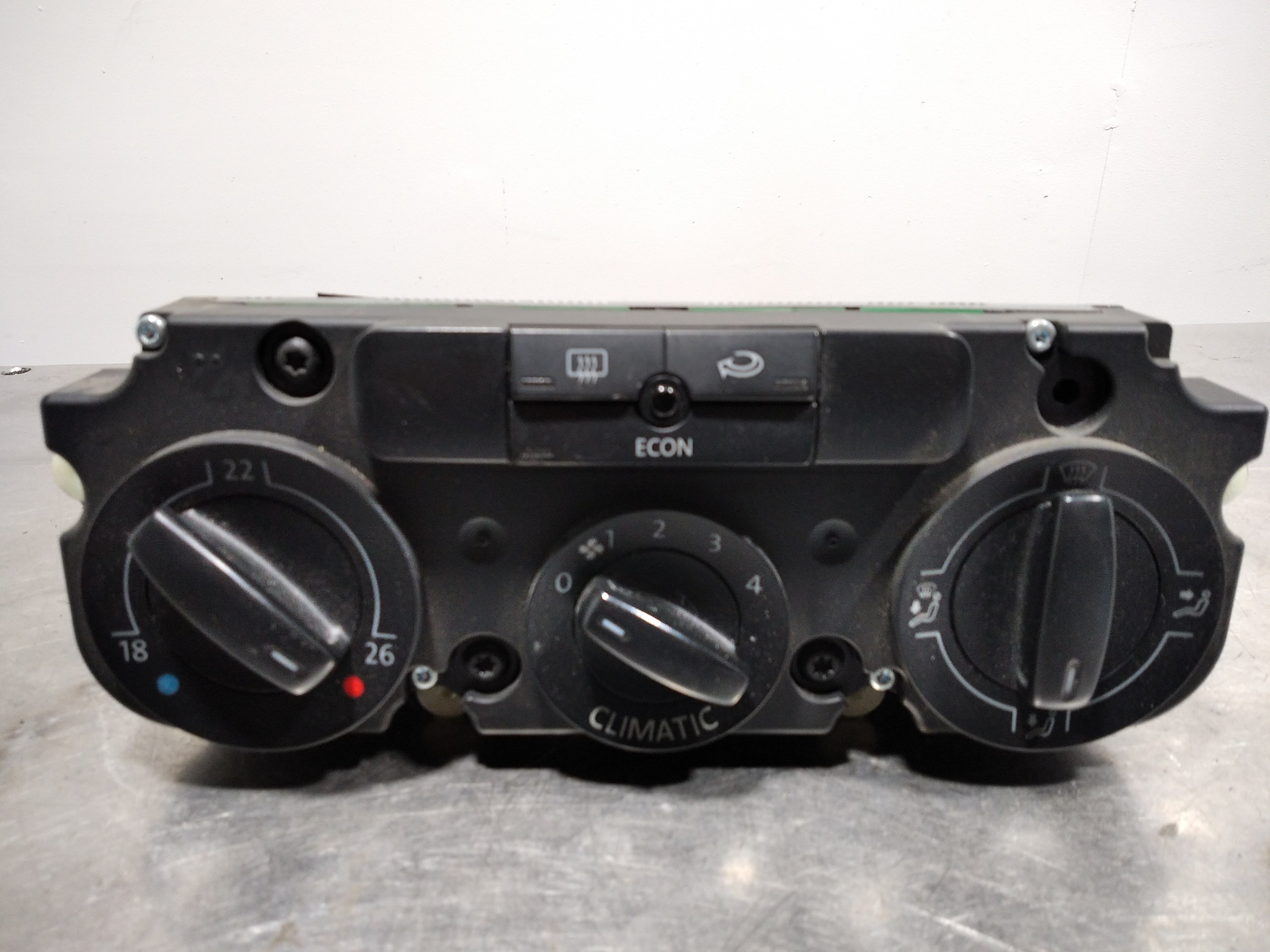 Climate control VW GOLF V (1K1) 9984028 | B-Parts