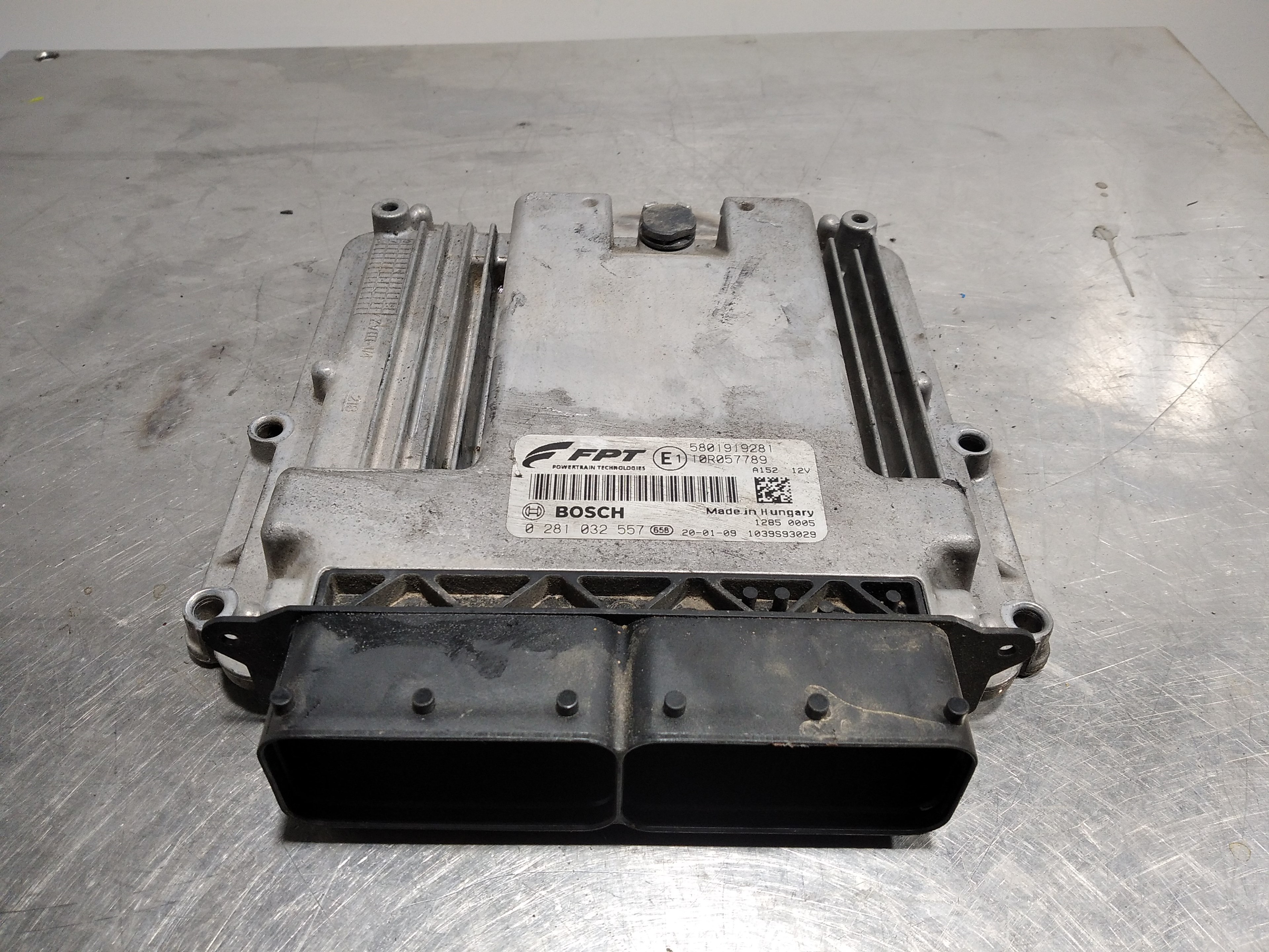 Engine control unit (ECU) IVECO DAILY IV Van 10028837 | B-Parts