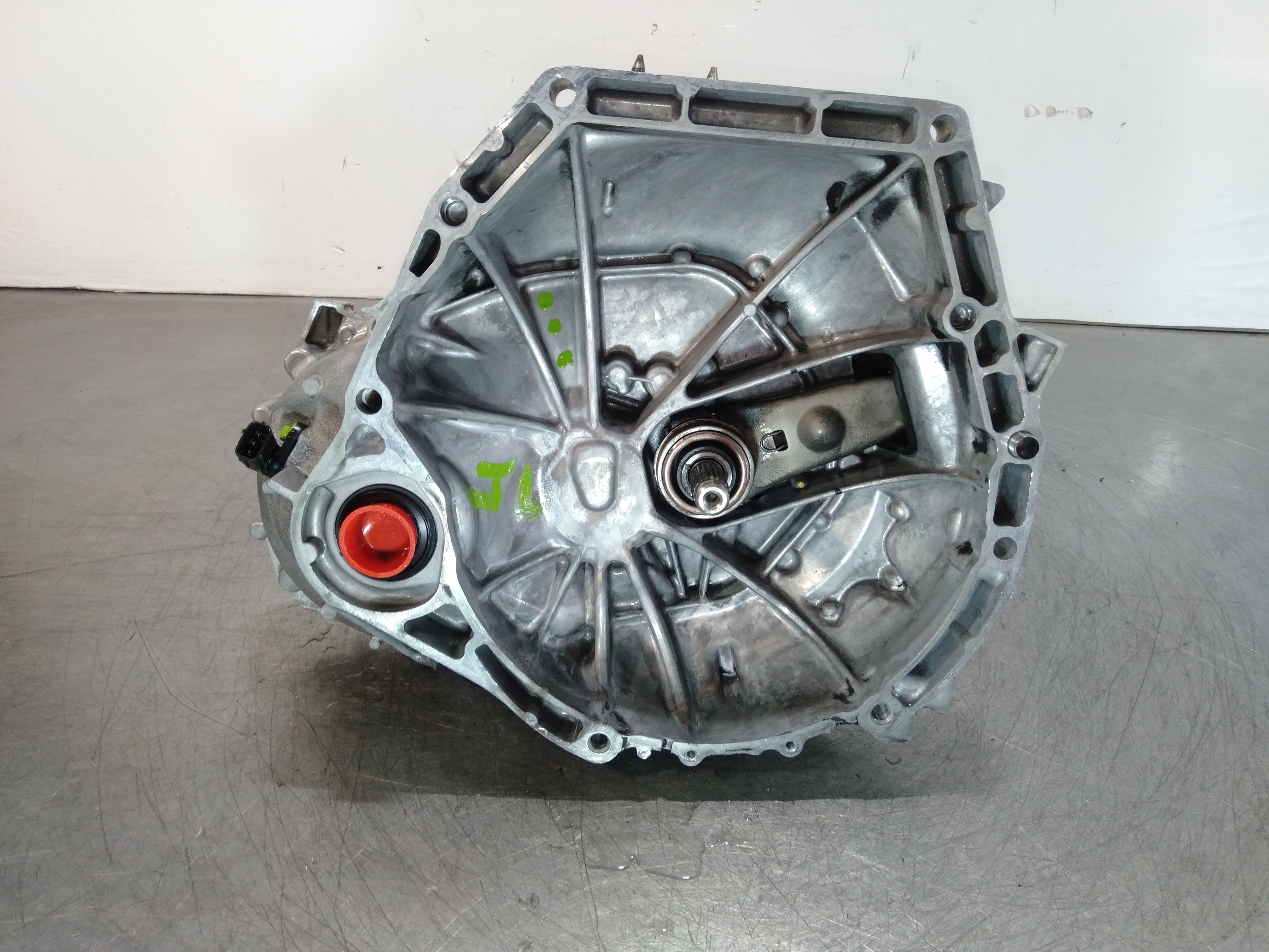 Gearbox HONDA CIVIC VIII Hatchback (FN, FK) 9982201 | B-Parts