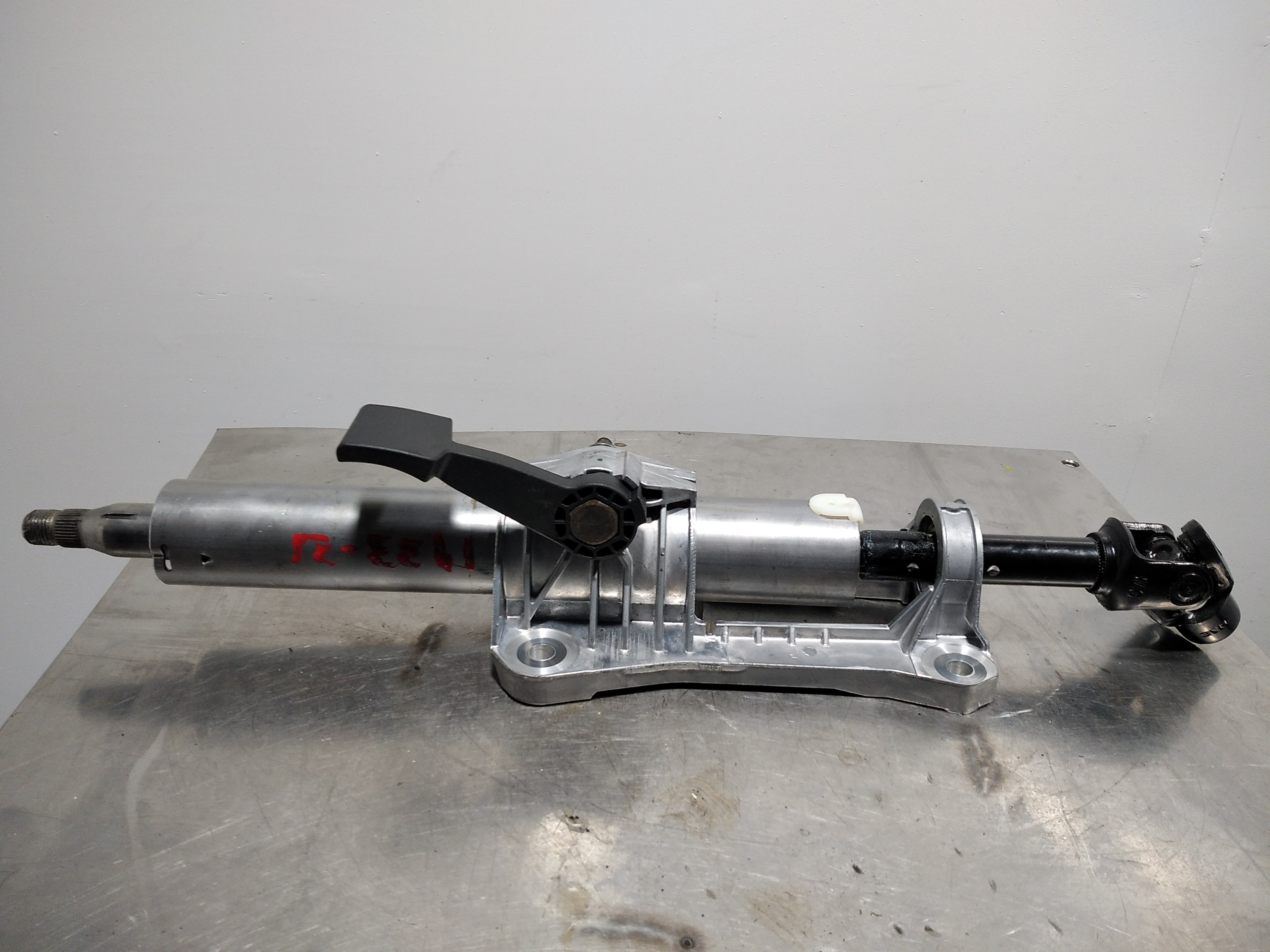 Steering column IVECO DAILY IV Van 10028818 | B-Parts