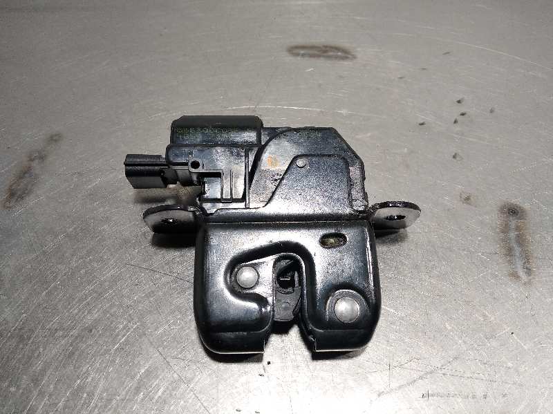 Tailgate lock RENAULT MEGANE III Grandtour (KZ0/1) 10143358 | B-Parts
