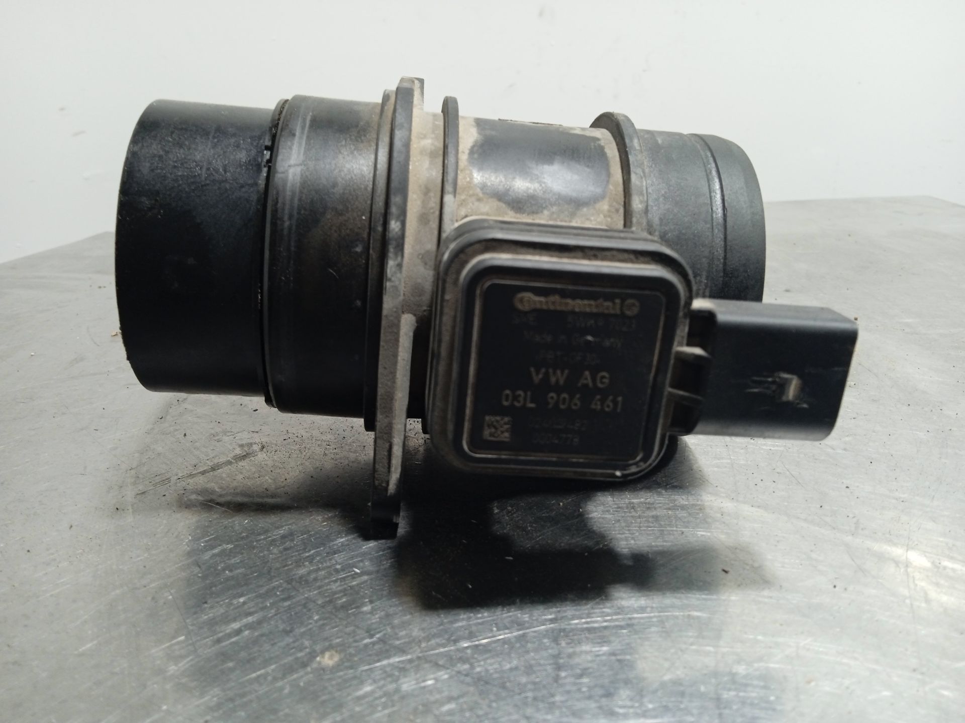 Mass air flow sensor SEAT IBIZA IV (6J5, 6P1) 1.6 TDI 10012858 | B-Parts
