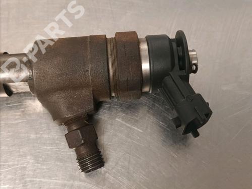 Injector PEUGEOT 206 Hatchback (2A/C) 1.4 HDi eco 70 9341464 | B-Parts