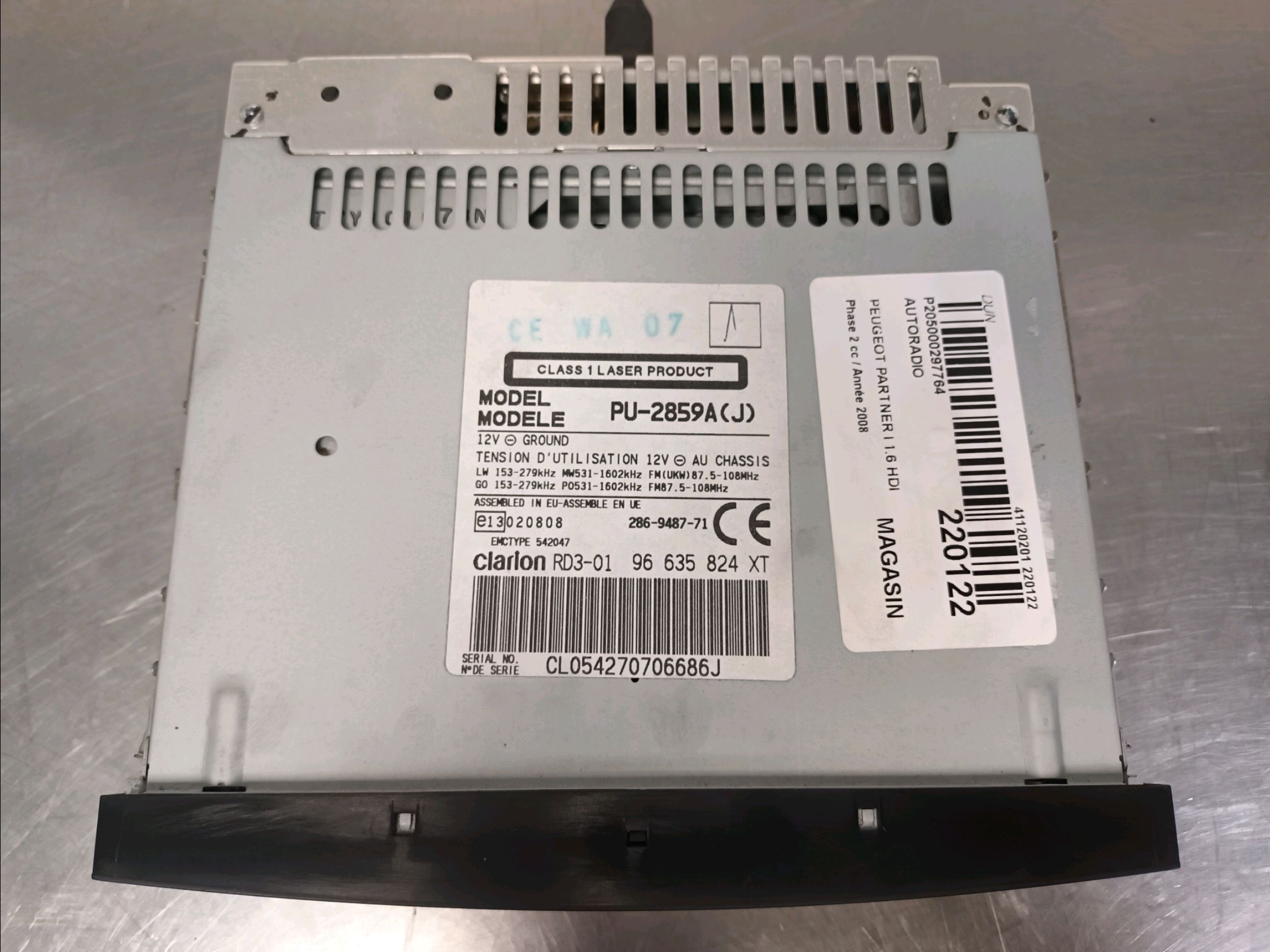 Radio PEUGEOT PARTNER MPV (5_, G_) 1.6 HDi 90 10189639 | B-Parts
