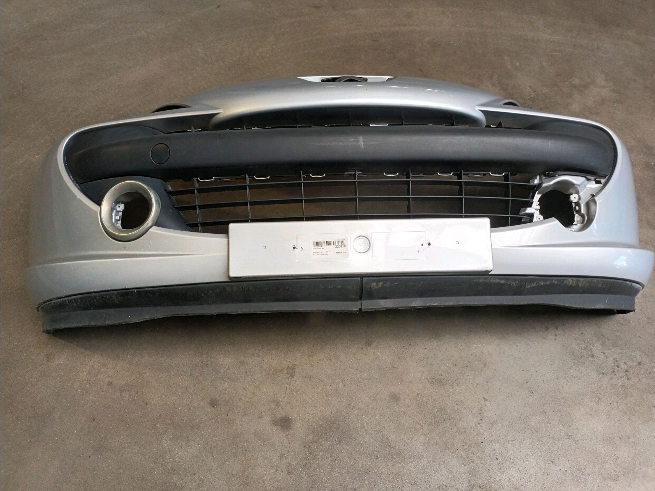 Pare-chocs avant PEUGEOT 207 (WA_, WC_) 1.6 HDi 10356623 | B-Parts