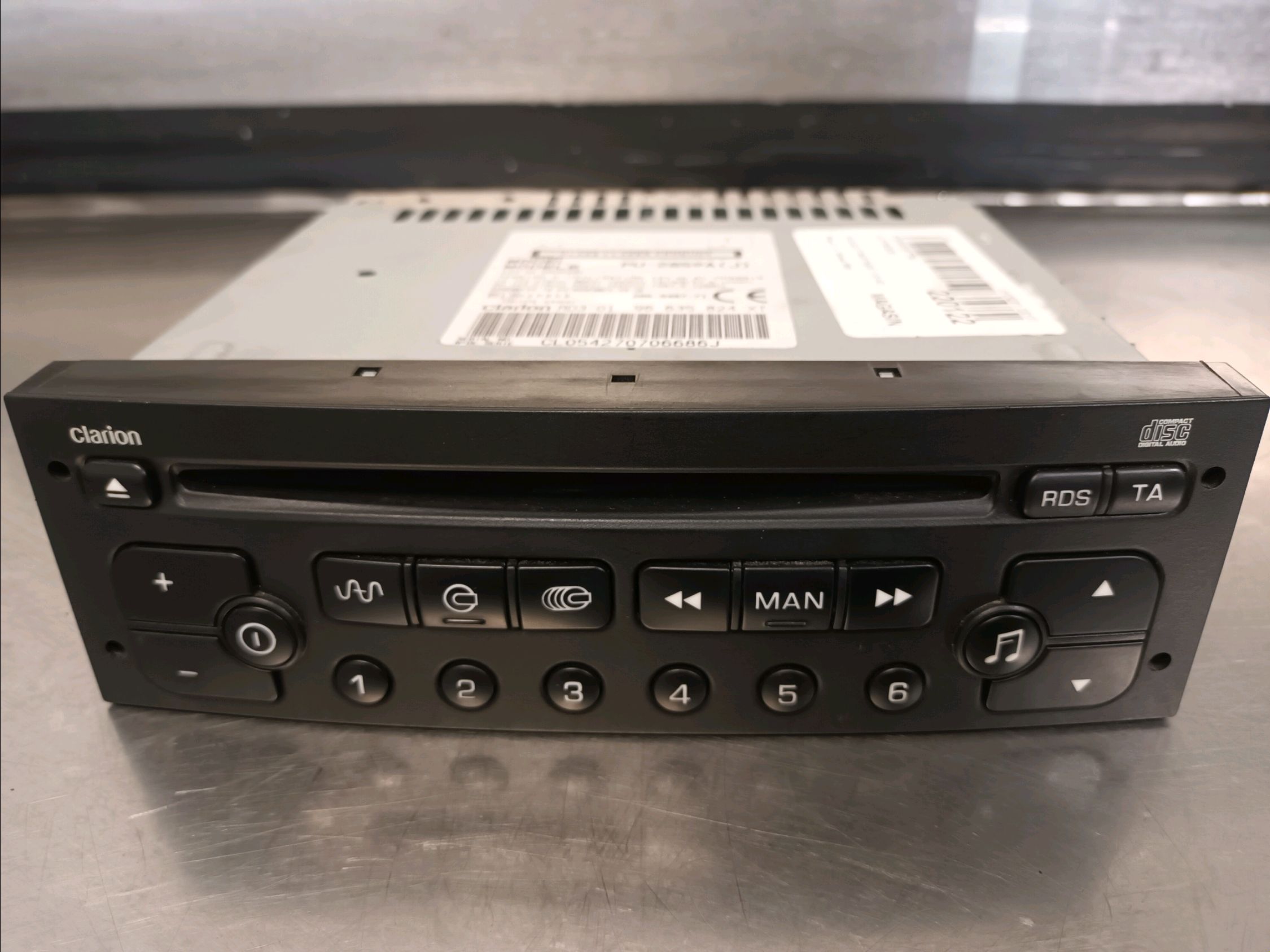 Radio PEUGEOT PARTNER MPV (5_, G_) 1.6 HDi 90 10189639 | B-Parts