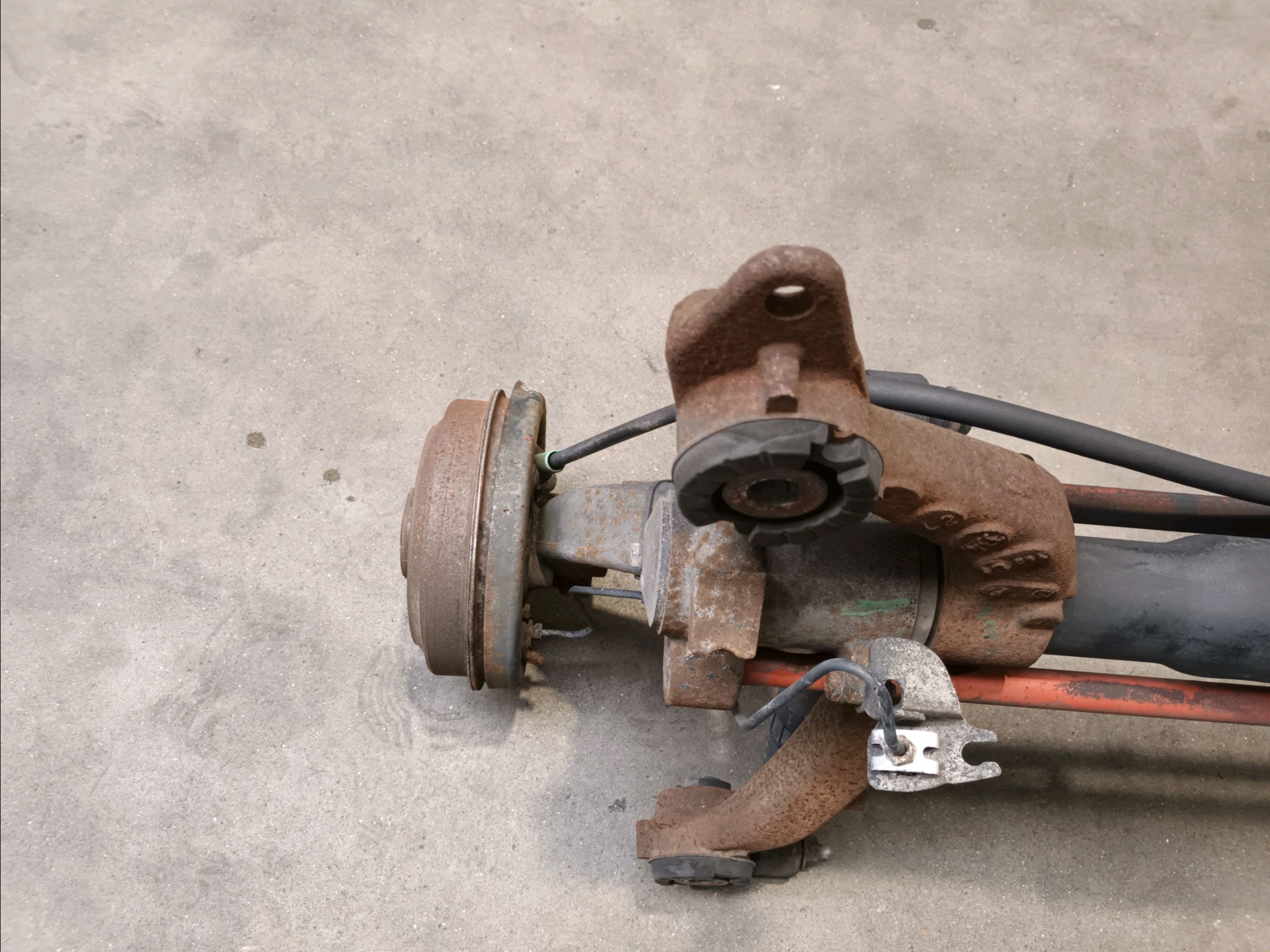 Rear axle PEUGEOT 206 Hatchback (2A/C) 1.4 HDi eco 70 9340429 | B-Parts