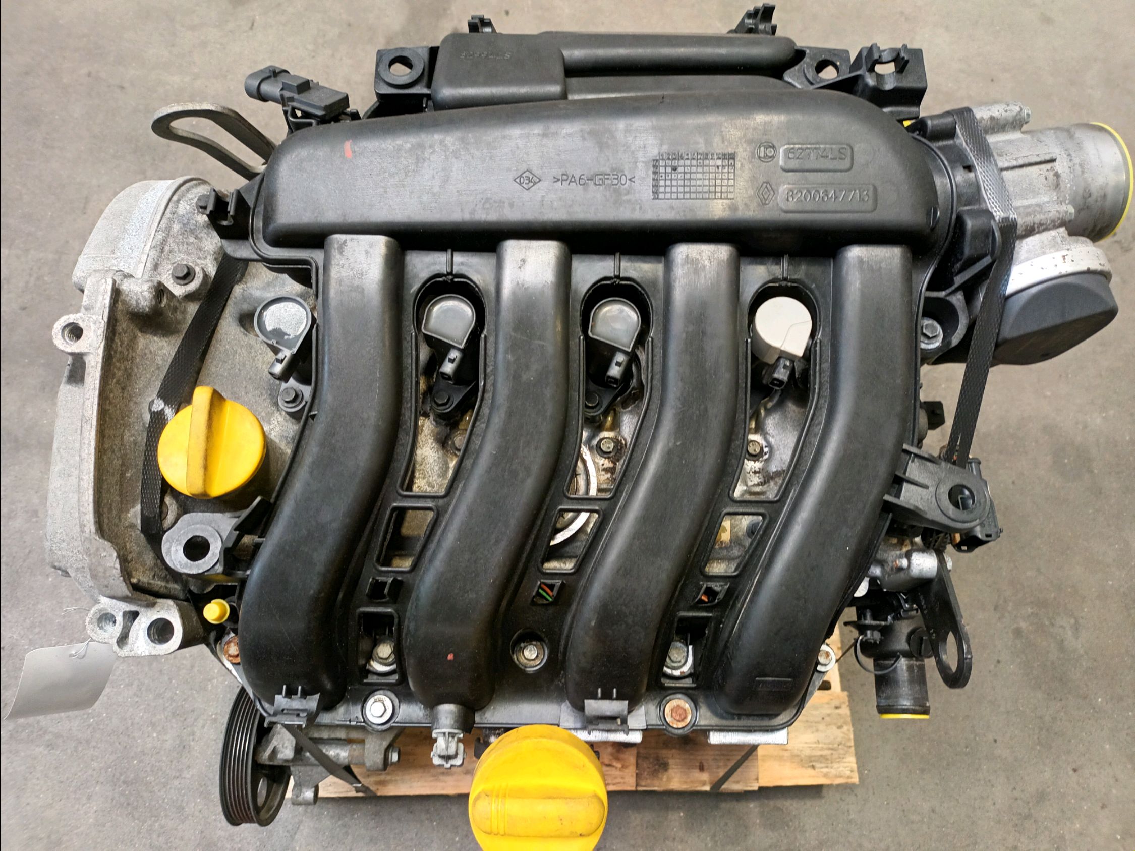 Engine RENAULT CLIO III (BR0/1, CR0/1) 1.4 16V 9340036 | B-Parts