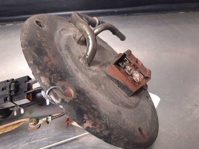 Fuel pump HONDA CR-V I (RD) 2.0 16V 4WD (RD1, RD3) 9330304 | B-Parts