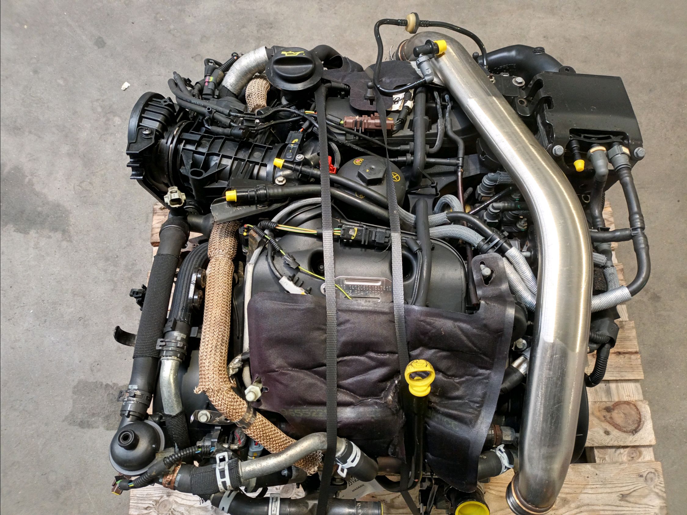 Moteur CITROËN C6 (TD_) 2.7 HDi 13213610 | B-Parts