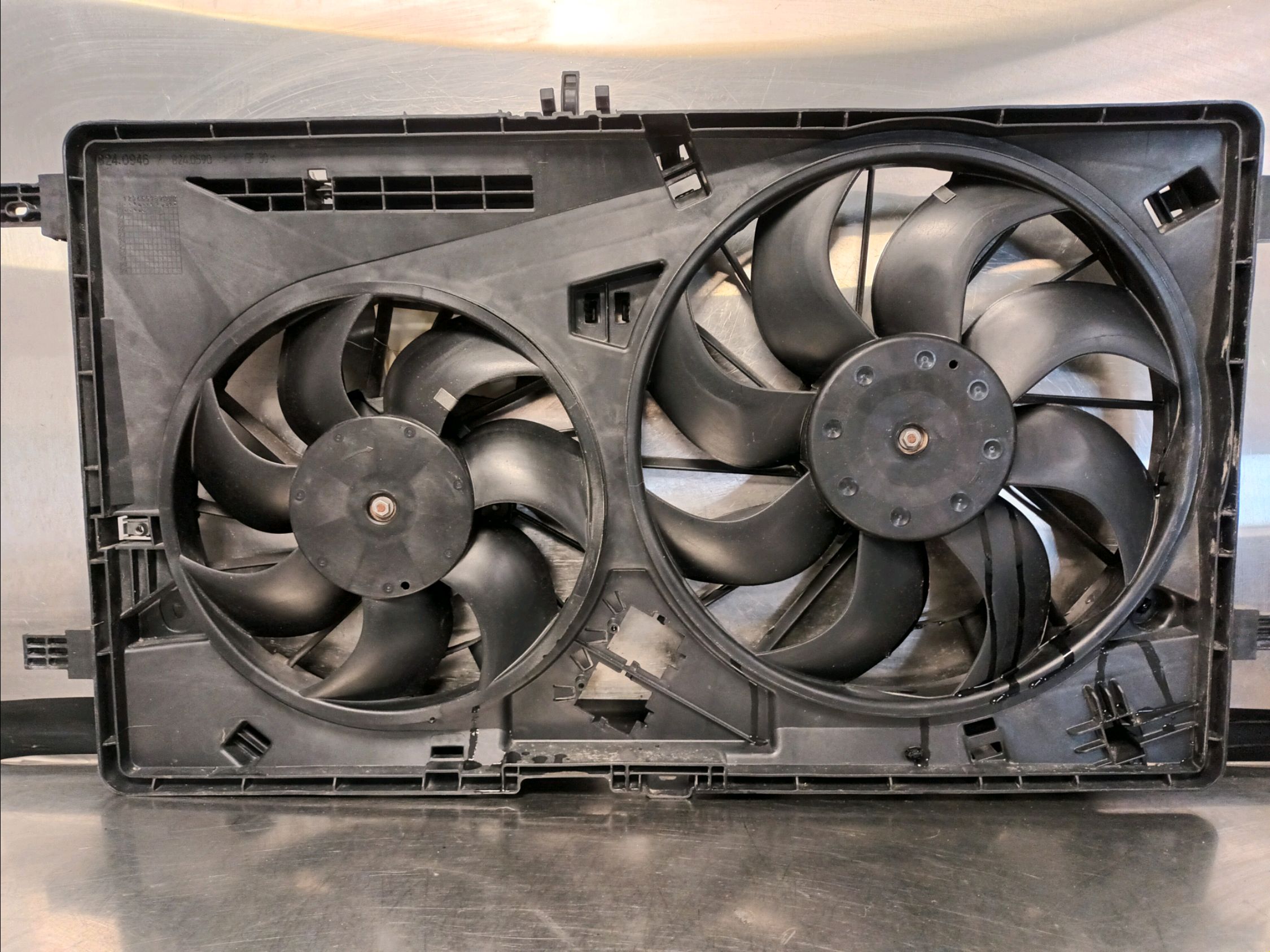 Radiator fan RENAULT MASTER III Van (FV) 2.3 dCi 110 FWD (FV0R, FV0W ...