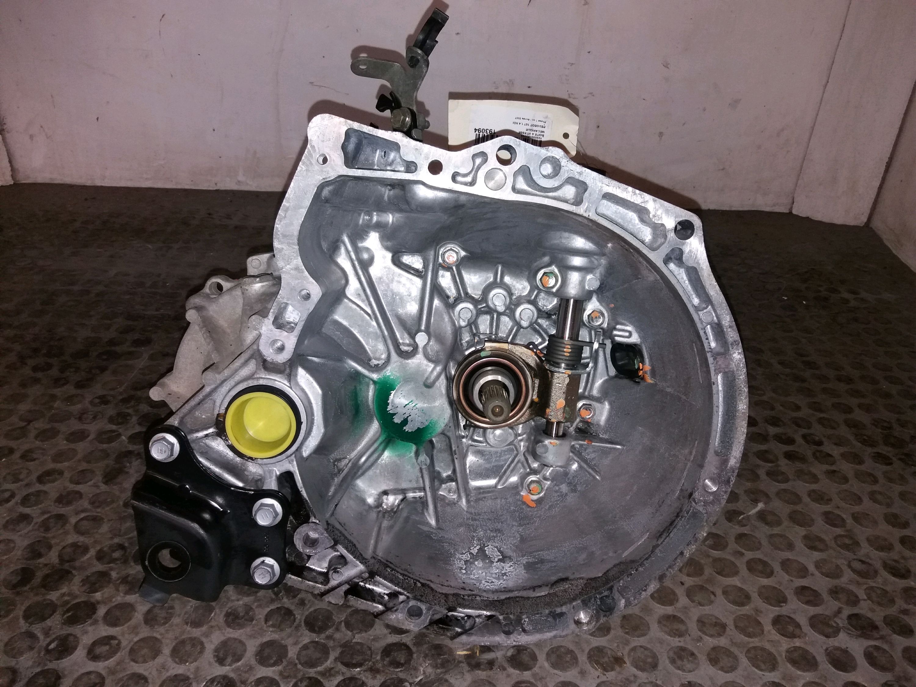 Manual gearbox PEUGEOT 107 (PM_, PN_) 1.4 HDi 9381340 | B-Parts