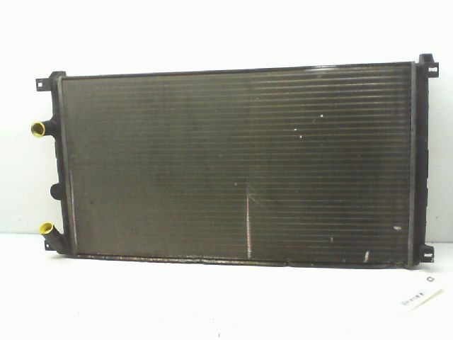 Water radiator RENAULT MASTER II Van (FD) 2.5 dCi 9373484 | B-Parts